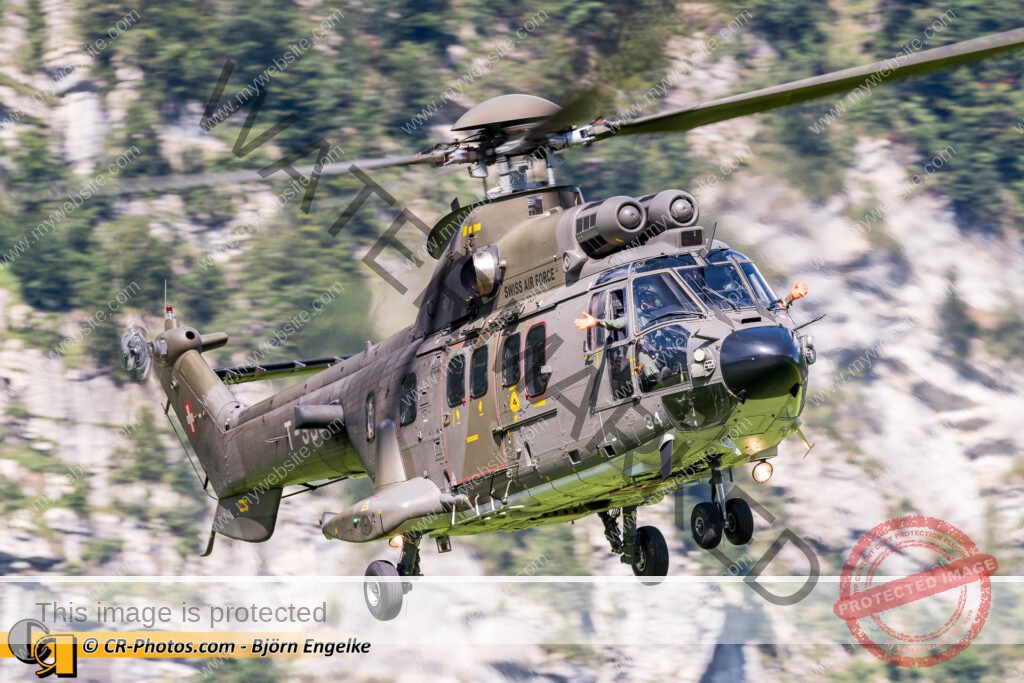 Swiss Air Force Super Puma Display Team – Zigermeet 2019 – CR-Photos